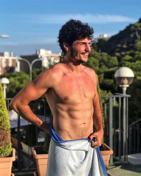 Miki Núñez presume de cuerpazo y de quemado este verano Shangay