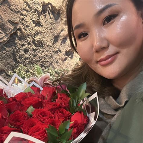 Negun Cashmere Facebook