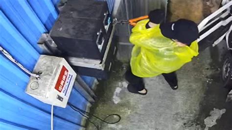 桃園警法眼 破獲佯裝洗車趁機破壞兌幣機竊錢 竊嫌 竊盜 大紀元