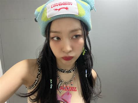 221211 Red Velvet Twitter Update Kpopping