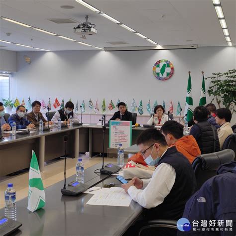 台中公車駕駛和交通局長直球溝通 駕駛：上班半年多次膀胱炎 蕃新聞