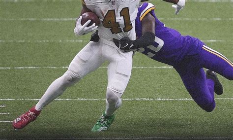 Plano Deportivo Nfl Multa A Jugador De Los Saints Por Usar Tenis De