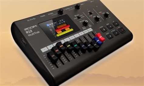 Zoom stellt den R12 MultiTrak Recorder vor - AMAZONA.de