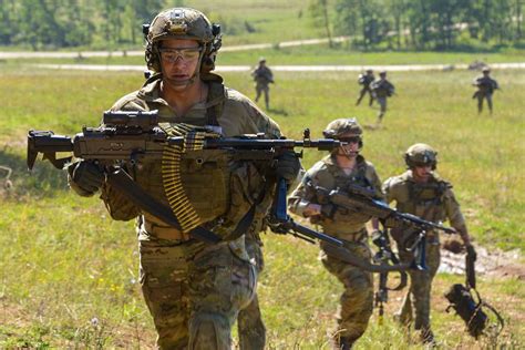 Us Soldiers With The 75th Ranger Regiment Conduct Picryl Public