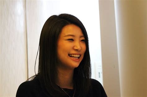 「クンニは全力で拒否してケンカになったことがあります」意外とガンコな一面もある深田ナナ。おっぱいが大きくて損したと思うのは好きな洋服が着れない
