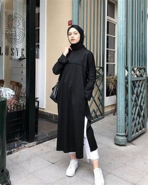 OOTD Bukber Gamis Hitam Yang Elegan TOPWISATA
