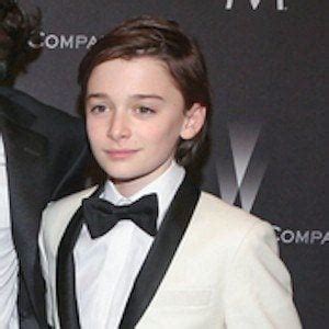 Noah Schnapp Idade Vida Pessoal Biografia Famous Birthdays
