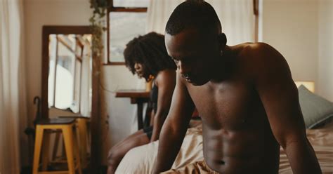 What Is Avoidant Attachment Style Popsugar Love And Sex