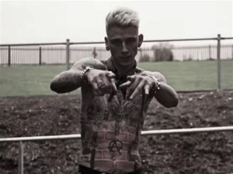 Rap Devil Machine Gun Kelly Wallpapers Wallpaper Cave