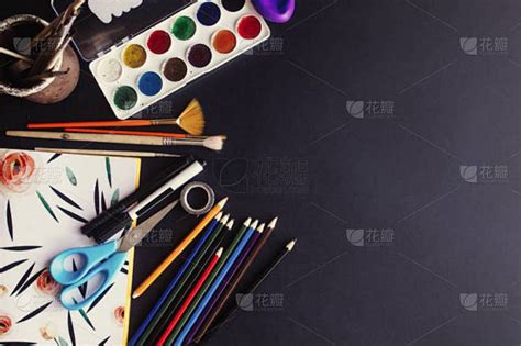 回到学校的概念