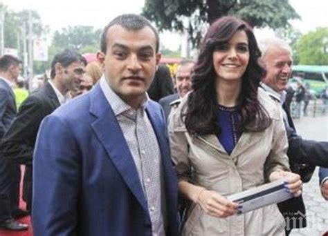 ИЗНЕНАДА Ива Софиянска и Антон Божков разделени от половин година Информационна агенция ПИК