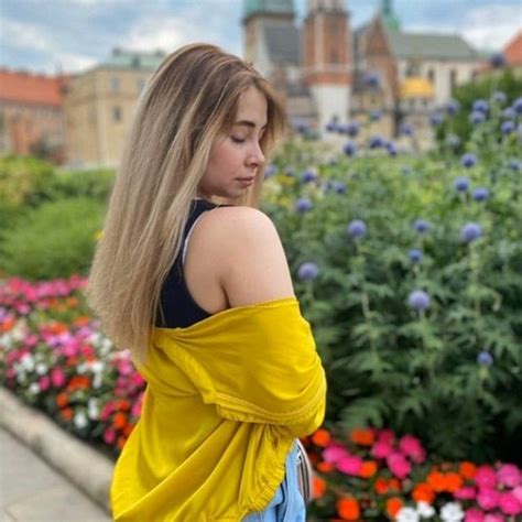 Stream Malinka Music Listen To Songs Albums Playlists For Free On