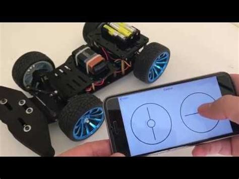 An Arduino Car Controlled With IOS Device By Bluetooth LE Arduino