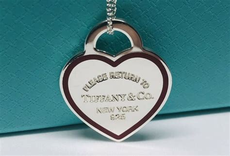 Can You Wear Tiffany Jewelry In The Shower Loo Academy