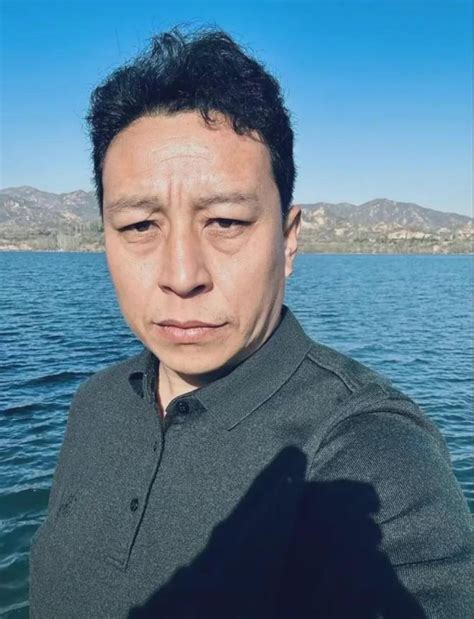 看腻了美女短视频后，我开始沉迷于普通人们的日常 知乎