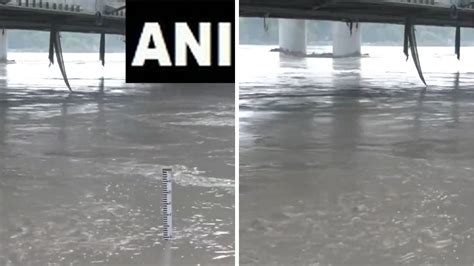 Delhi Yamuna Overflows Again As Water Level Crosses Danger Mark Watch