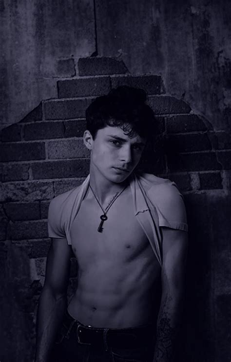 Lucas Jade Zumann Gilbert And Anne Gilbert Blythe Gilbert Blythe Actor