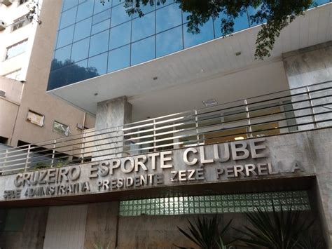 Cruzeiro Paga Parcela Do 13º Salário Dos Funcionários E Prevê Parte Da