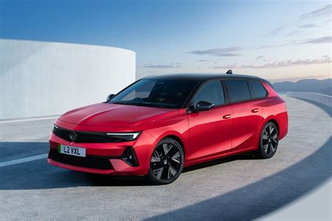 New Vauxhall Astra Electric To Arrive With 258 Mile Range And Estate