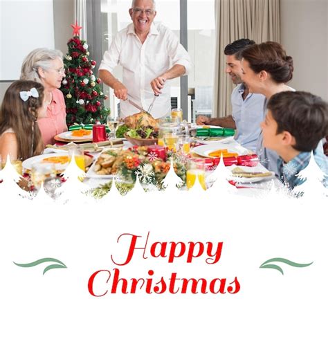 Imagem Composta De Família Extensa Na Mesa De Jantar Para O Jantar De