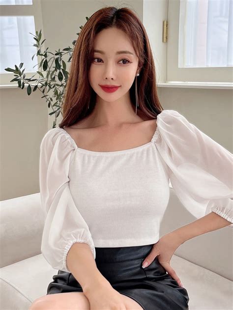 Dazy Bishop Sleeve Square Neck Crop Tee Elegant Shirt Crop Top