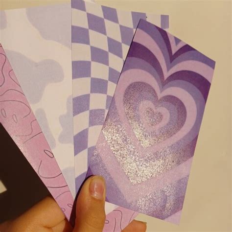 خرید و قیمت پک پوستر 4 عددی بنفش جنس پوستری اندازه تقریبا بزرگ فروش تکی نداریم قیمت برای 4 عدد