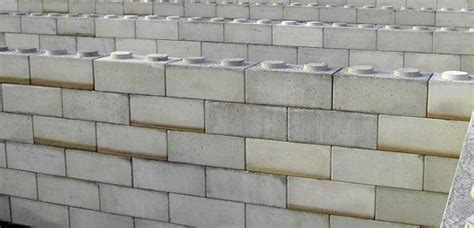 Betonblokken Kopen Voor De Muur • Artikel Plaatsing