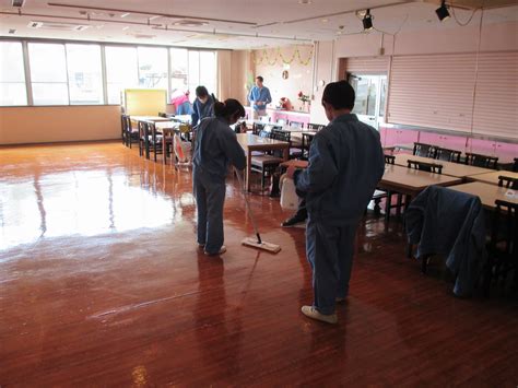 『川越たかしな分校』様 ワックスがけ 花の人の家 育美会｜川越の老人ホーム・保育園
