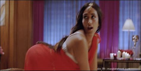 Actress Masala Jiah Khan