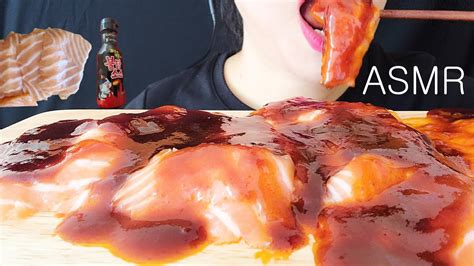 Asmr Salmon Spicy Fire Sauce 연어회 불닭소스 Eating Show Youtube