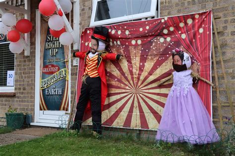 See Amazing Darth Vader Dobby And Maui Scarecrows At Cambridgeshire