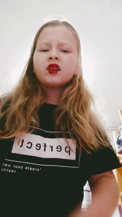 мать Youtube