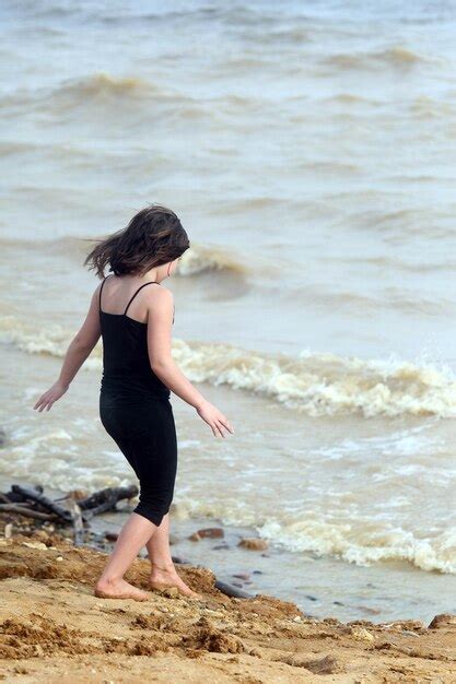 99000 Tween Beach Pictures