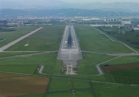 Verona Villafranca Airport (VRN-LIPX) | Aeroporto