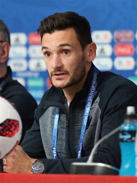 記者会見するロリス＝サッカーw杯：フォトニュース：サッカーロシアw杯2018：時事ドットコム