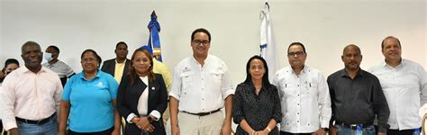 Energía Dominicana Edeeste Visita La Romana Y San Pedro Para Escuchar