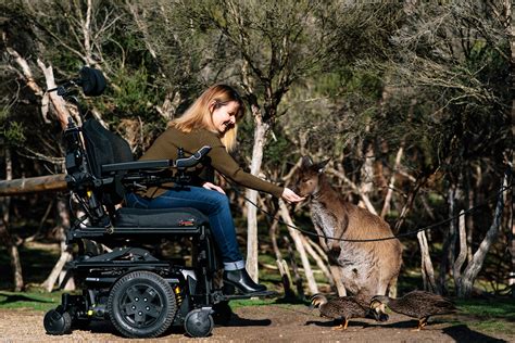 Quantum Edge 3 Power Wheelchair Gtk
