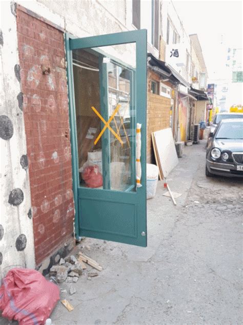 가마찌도어제작시공 카페 출입구 도어 및 쇼바창 시공 네이버 블로그