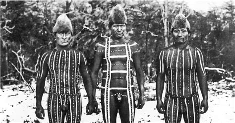 The Lost Tribes Of Tierra Del Fuego Rare And Haunting Photos Of Selknam People Posing With