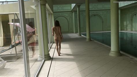 Irina Russaka Hot Small Ass Babe Showing Sexy Body Sexy Moon Eporner