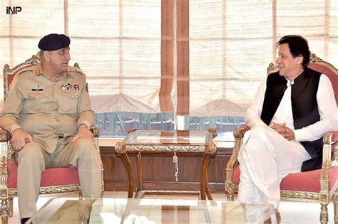 Army Chief General Bajwa Holds Important Meeting With Pm Imran Khan