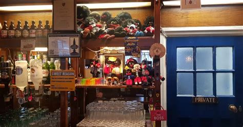 Couple Raided For Having Golly Dolls Have Closed Pub And Plan To Move