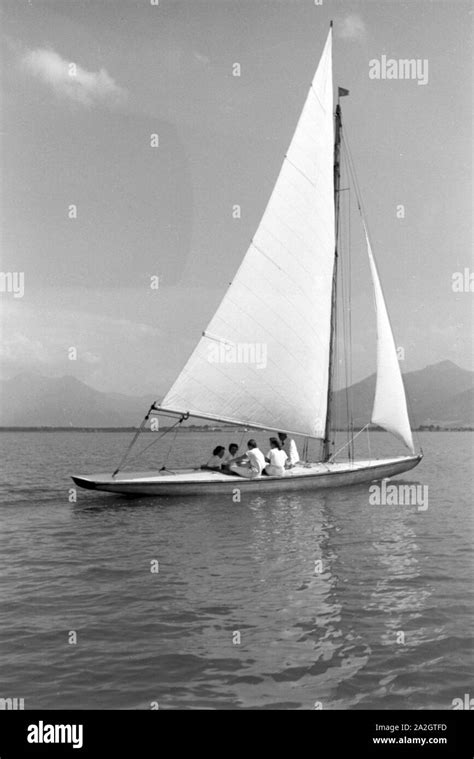 Unterricht Im Segeln Auf Dem Chiemsee Deutschland Er Jahre Sailing Lessons On The Chiemsee