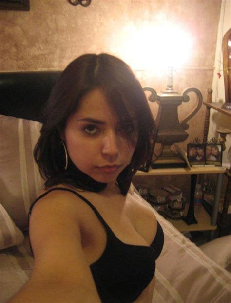 Porn Pics Indian Sheetal Stripping Nude In Hotel Indian Porn Photos