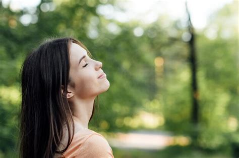 Premium Photo Ways To Unplug From Technology And Be Present