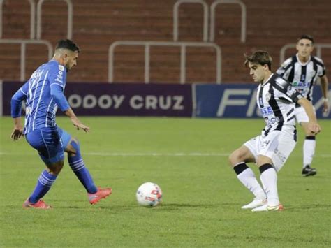 Fútbol libre por celular cómo ver en vivo Central Córdoba vs Godoy Gruz