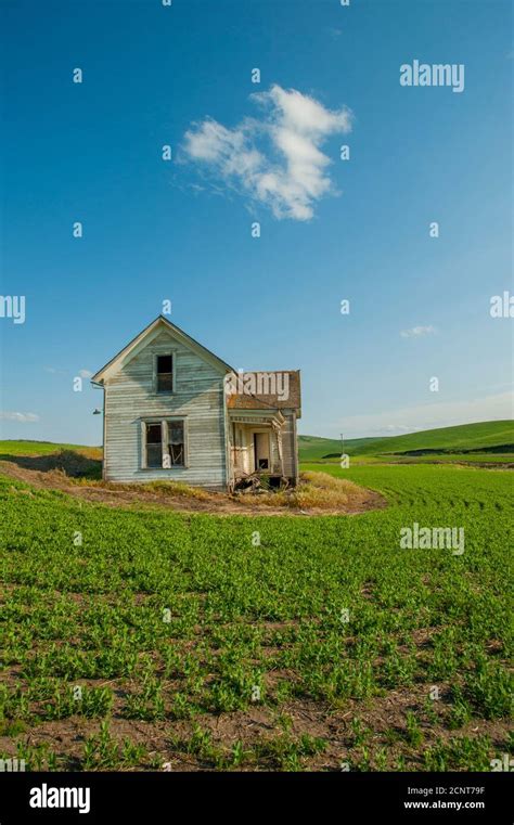 View Of The Abandoned Old Weber Farm House In Whitman County In The