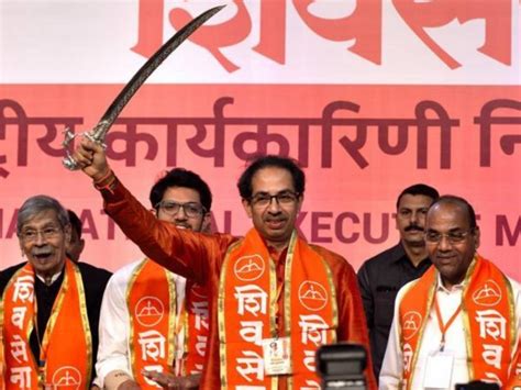 शिवसेना पश्चिम बंगाल विधानसभेची निवडणूक लढवणार संजय राऊतांनी केली