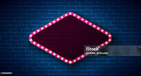 레트로 간판 라이트 박스 배너 디자인 빛나는 전구 프레임 광고판 빈티지 벽돌 벽 배경 카지노 광고 극장 쇼 브로드 웨이 야간