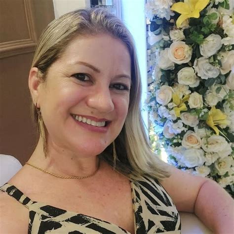 Juliana Beta Coutinho Beta Juliana • Threads Say More